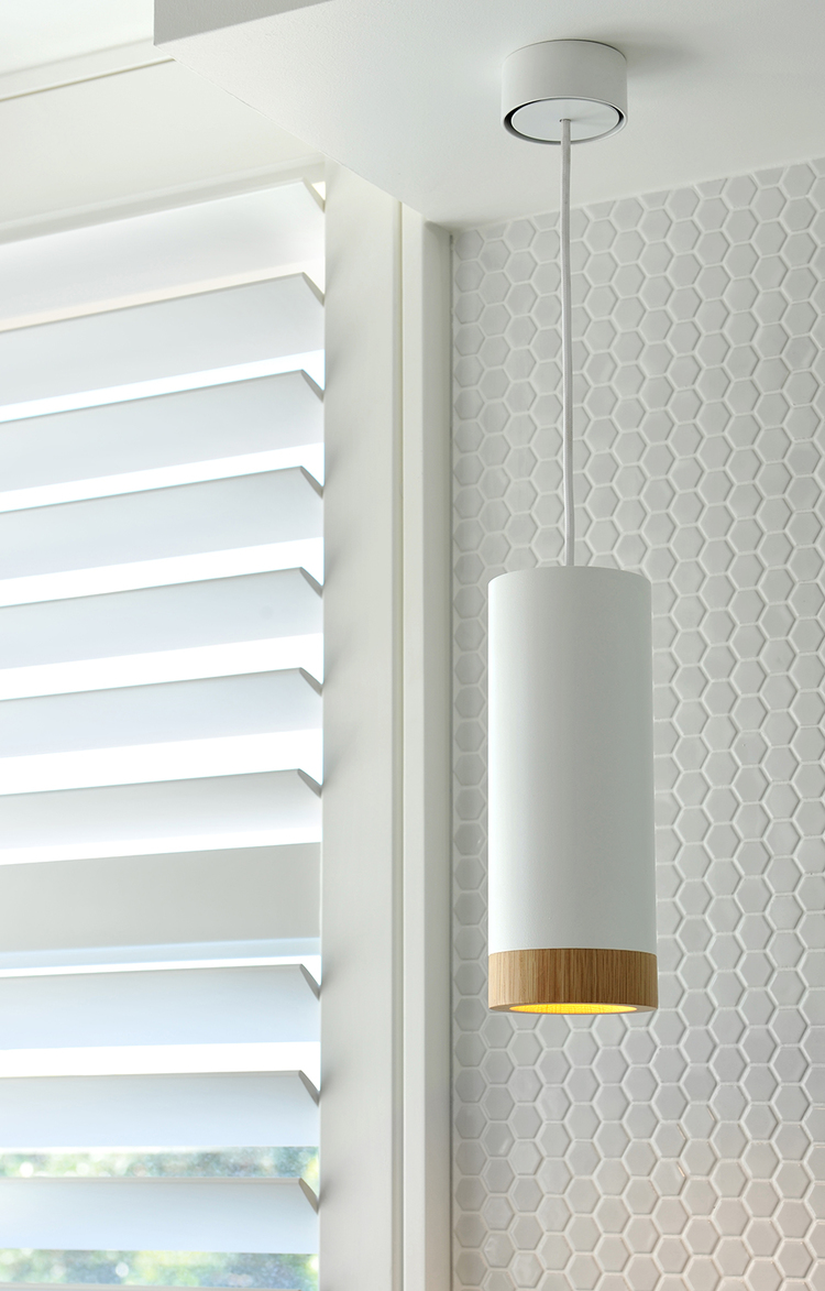 SHUTTERS | CURTAIN MACHINE