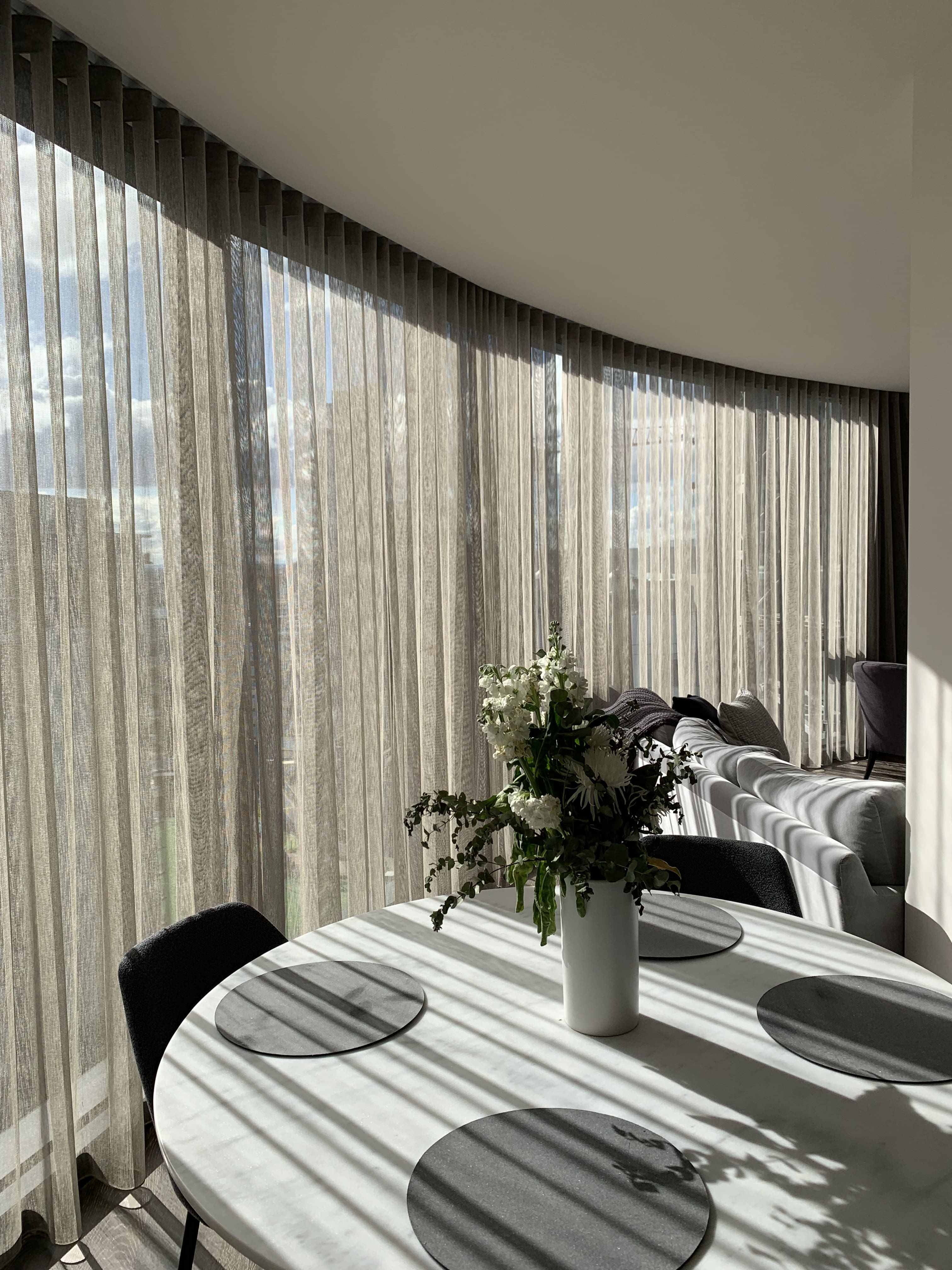 Capitol Grand | CURTAIN MACHINE