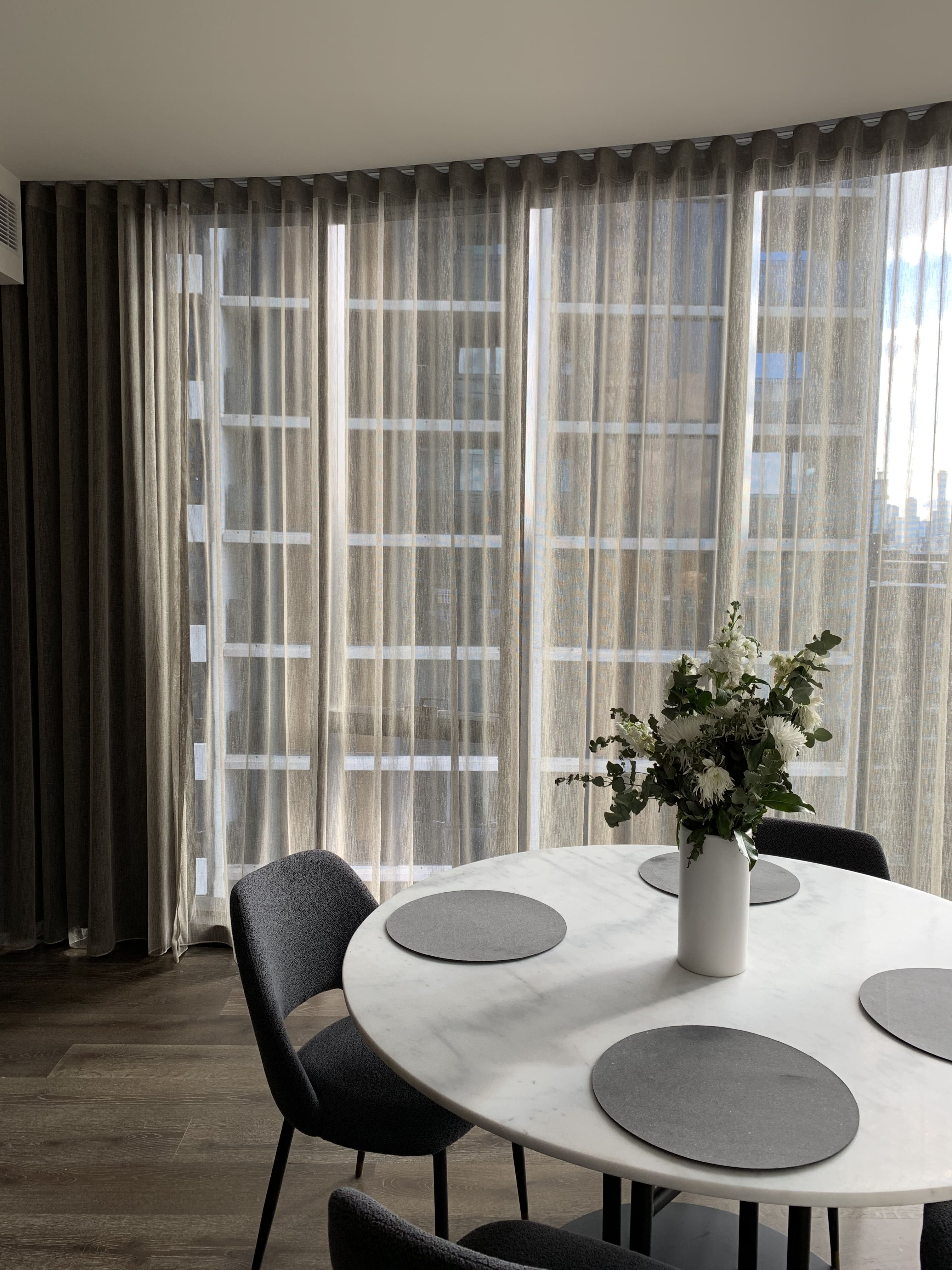 Capitol Grand | CURTAIN MACHINE